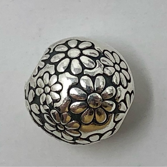 Pandora | Jewelry | Authentic Pandora Sterling Silver Lazy Daisy Flower ...